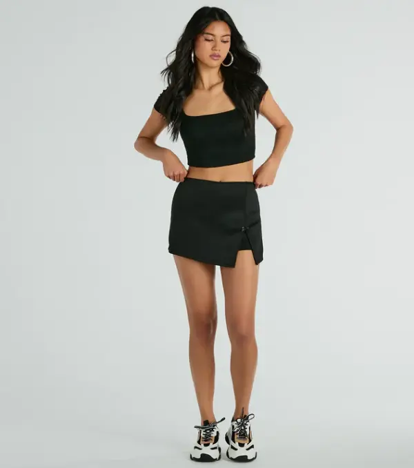 10 Cute Black Skort Outfit Ideas