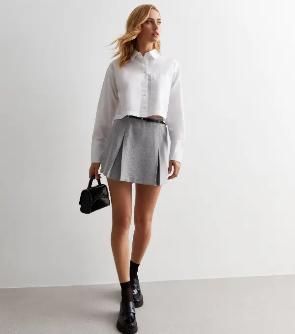 Skort Outfit Ideas That Are Cute, Comfy, and Easy to Style