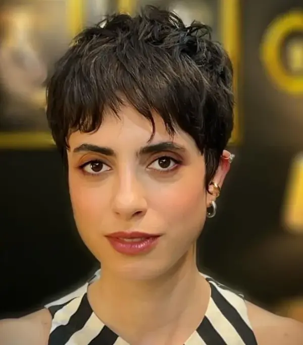 10 Flattering Haircuts for Rectangle Face Shape